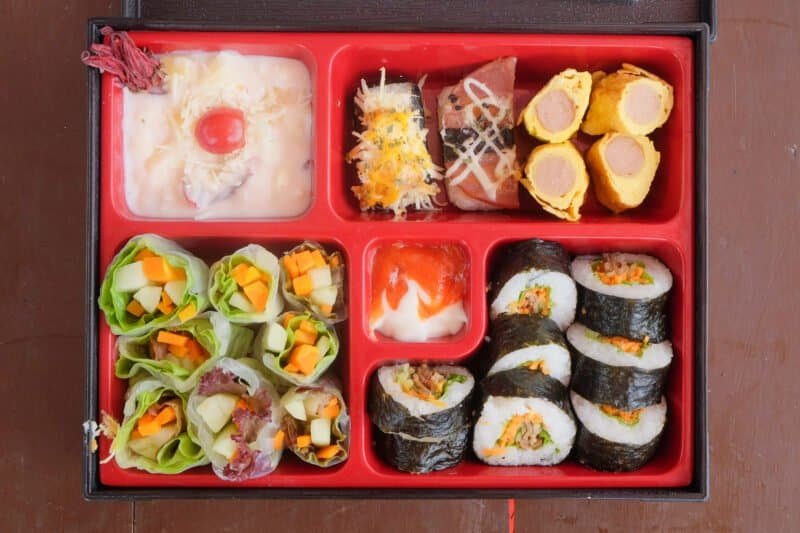 22 Best Boxed Lunch Ideas for Catering - Work Well Remote