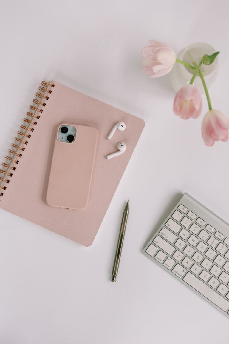 34 Chic Pink Home Office Ideas for a Stylish Workspace - Work Well Remote