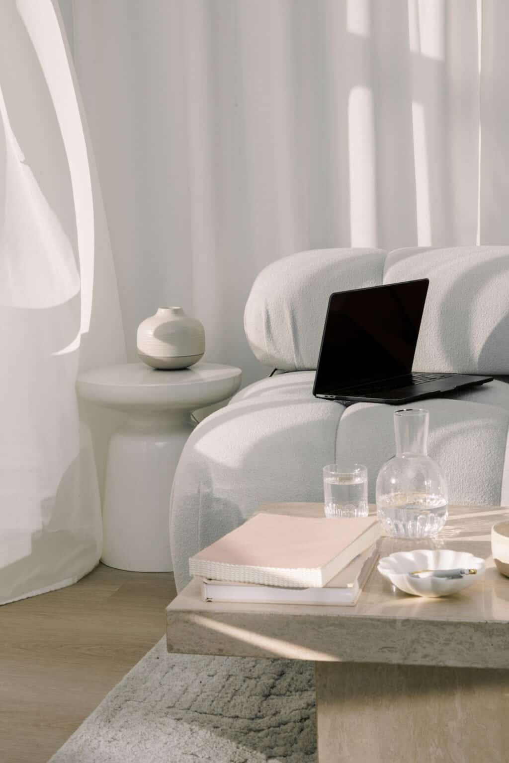30+ Classy Feminine Home Office Ideas for Small Spaces - Work Well Remote